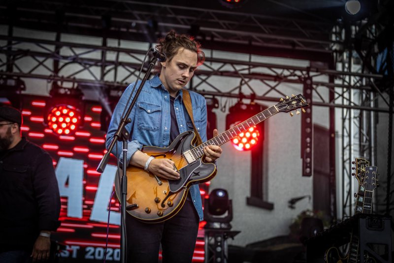 These are Chris Buck’s five top tips for better blues-rock guitar playing